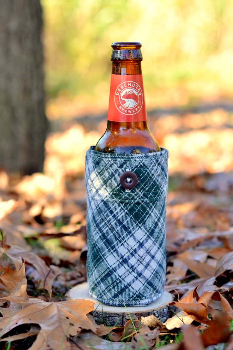 Flannel Pocket Beer Coozies (No-Sew!) - Fair Robin Revival