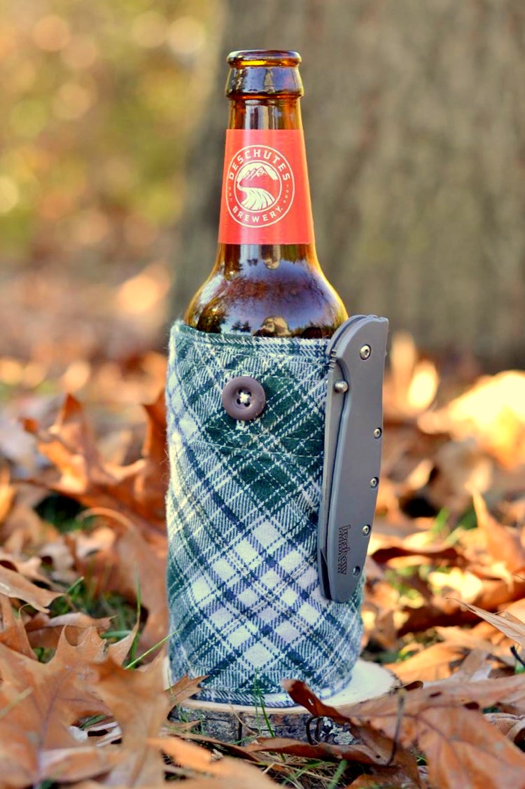 Flannel Pocket Beer Coozies (No-Sew!) - Fair Robin Revival