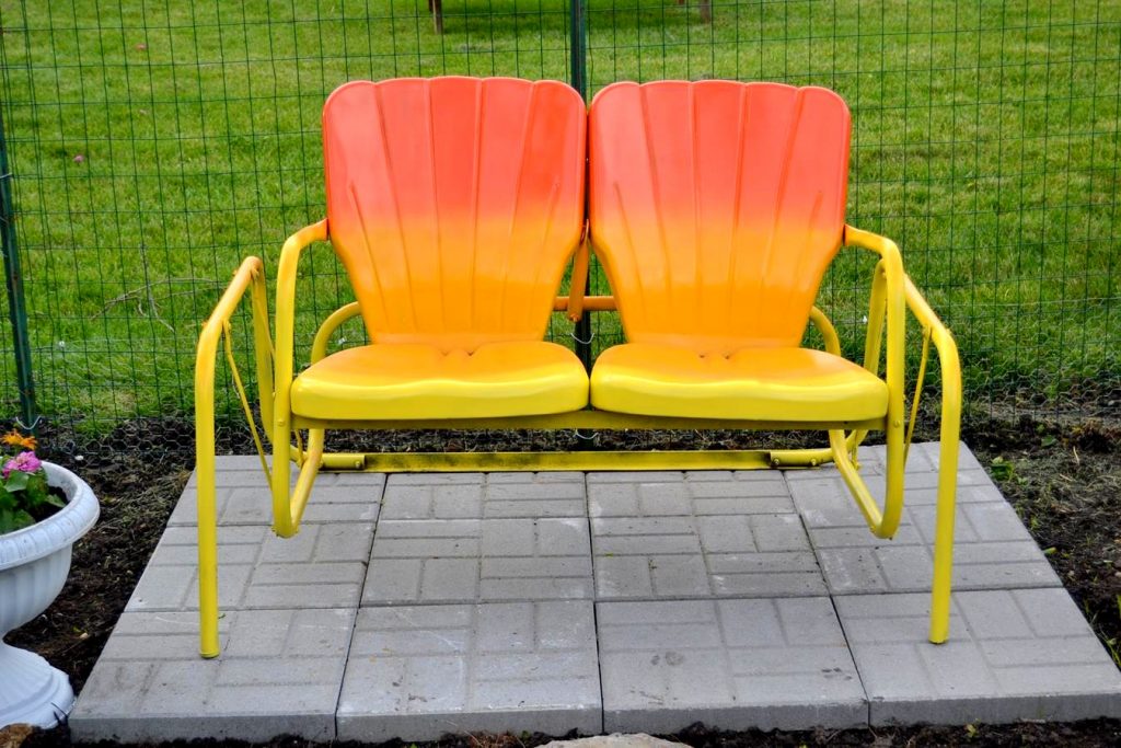 Rusty Vintage Glider Bench Makeover - Fair Robin Revival