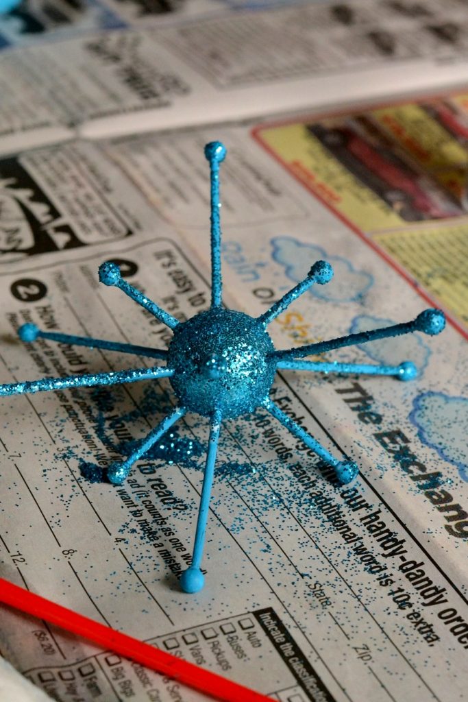 DIY Retro Atomic Starburst Ornaments - Fair Robin Revival